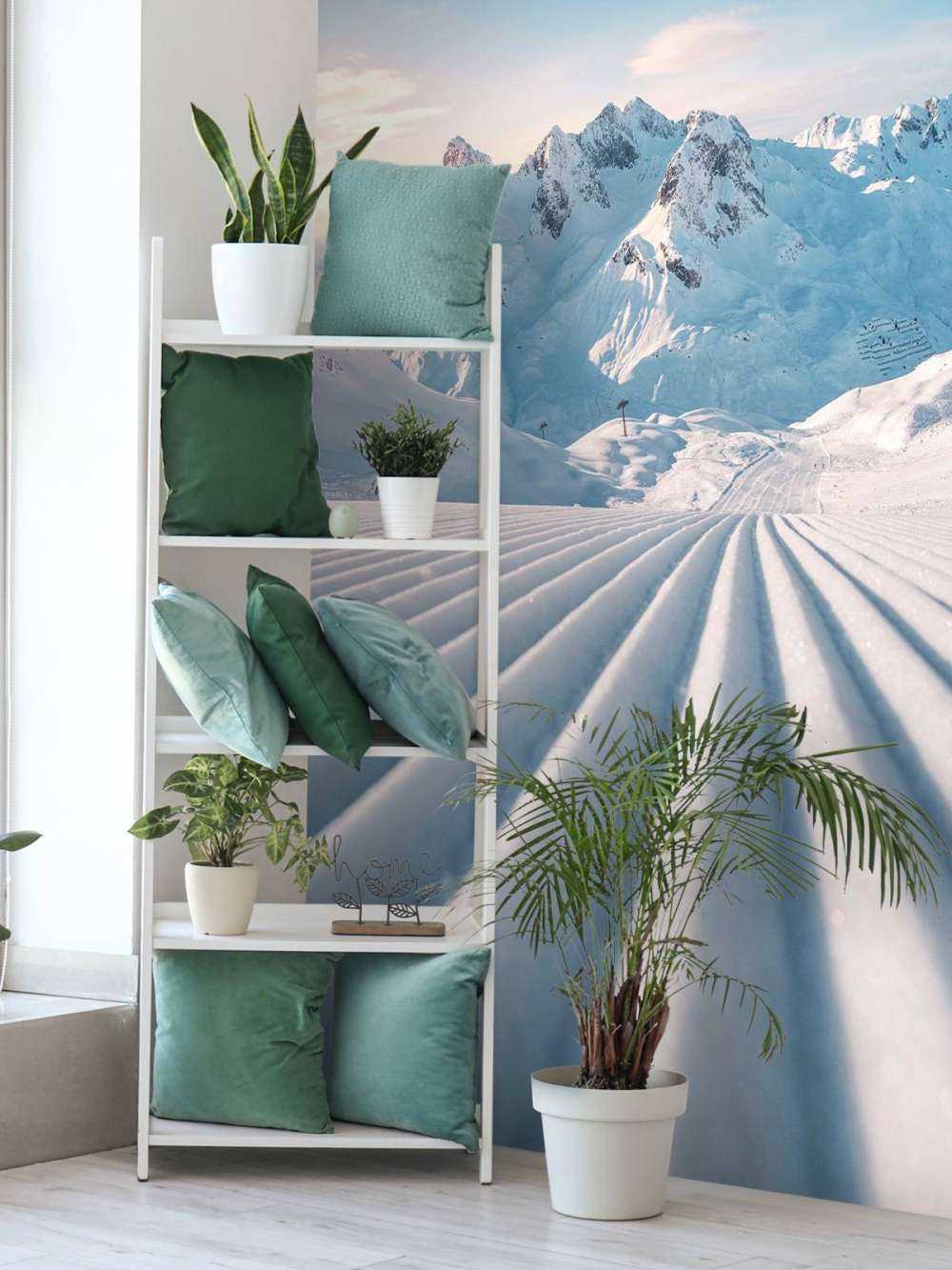 Fotobehang - Verse sporen in bergsneeuw - Fotobehang