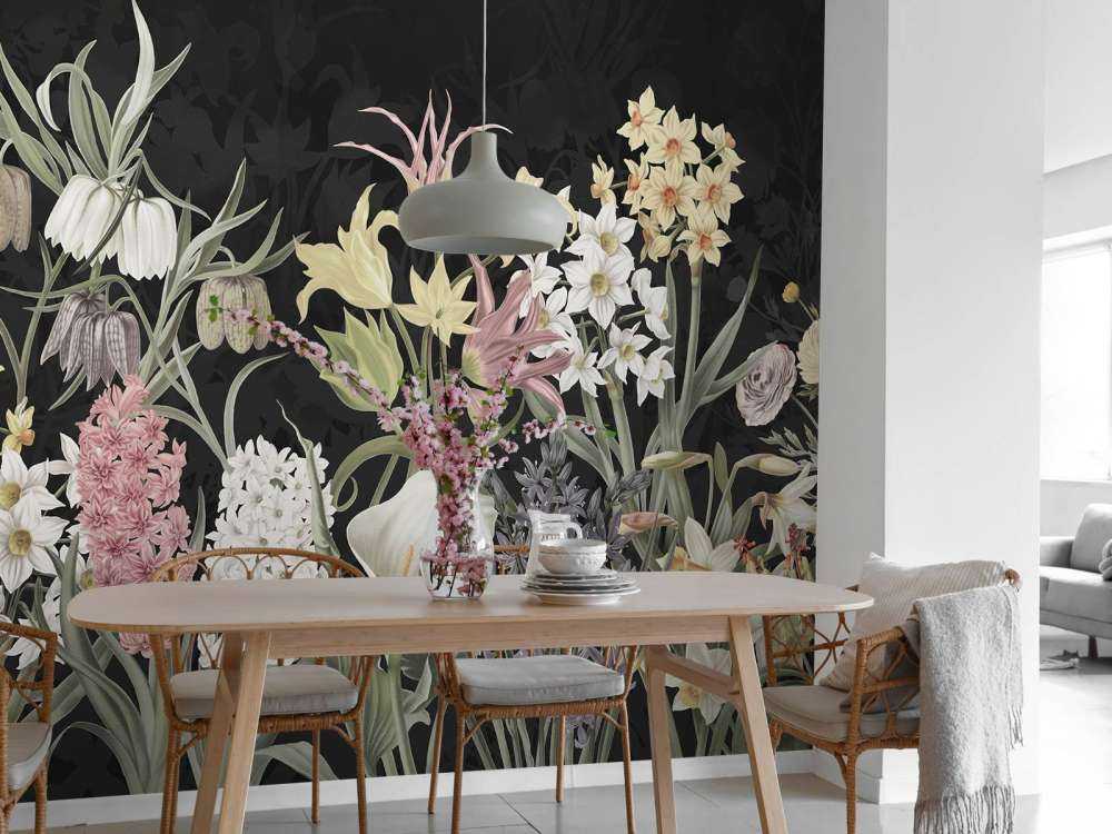 Fotobehang - Spring Flowers - Midnight Bloom - Fotobehang