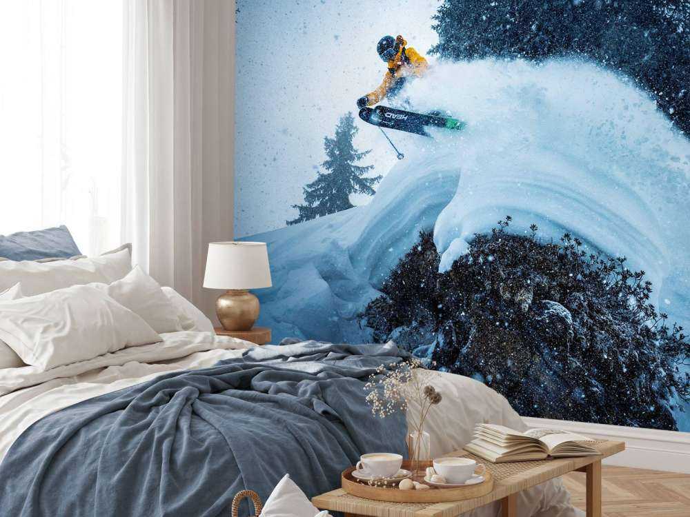 Fotobehang - Sprong in sneeuwstorm tussen naaldbomen - Fotobehang